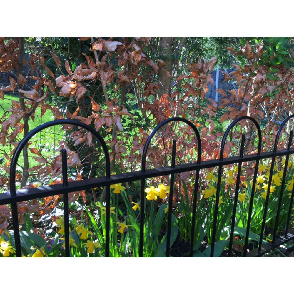 The Lakeside Hoop Top Fencing Style 33