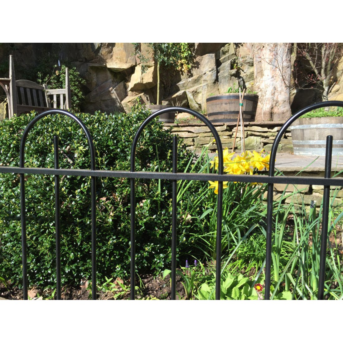 The Lakeside Hoop Top Fencing Style 33